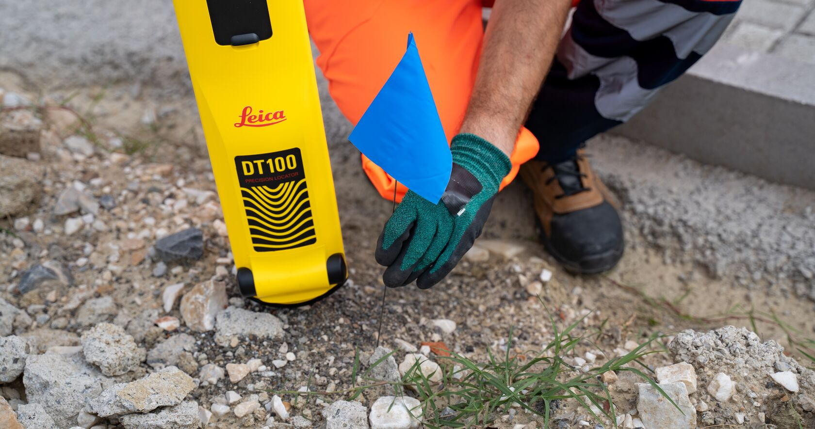 How to Perform a Utility Sweep with a Precision Locator